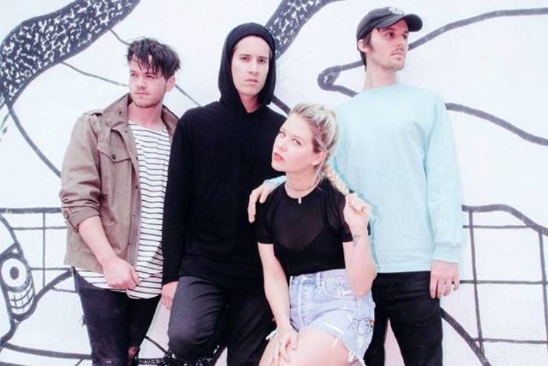 Transviolet: „The Hamptons“ aus der die Pop-Welt begeisternden ...