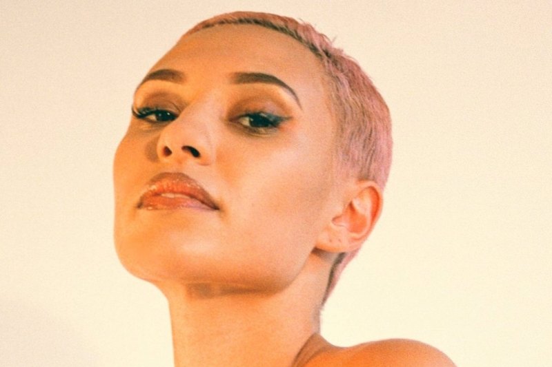 ARIA: Neue Single „You Got Me Good“ der Newcomerin mit der ...