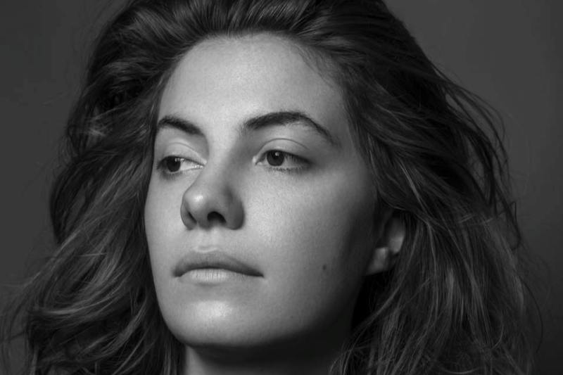 Georgi Kay: „Toxins“ mit atmosphärischem Sound zum Eintauchen - Music ...