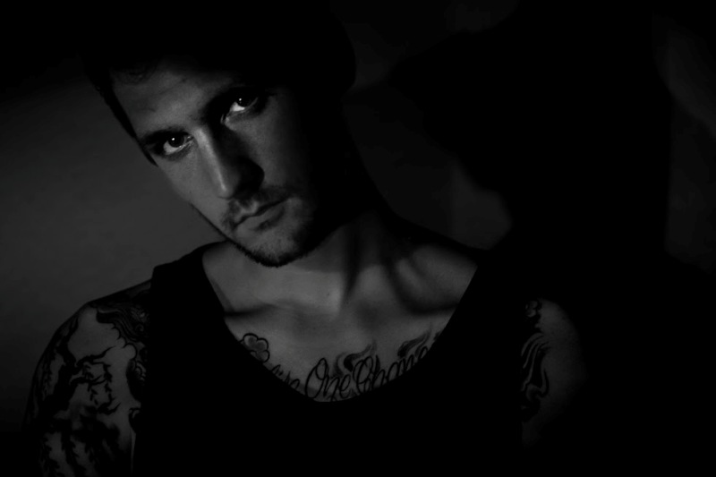 Tieran: „Sick“ ist ehrlicher, aufrichtiger Rap aus Debütalbum „Deep End ...