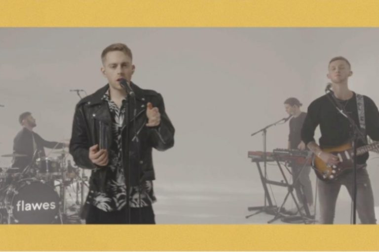 Flawes: „Look No Further“ als Live-Performance-Video - Music Allnew