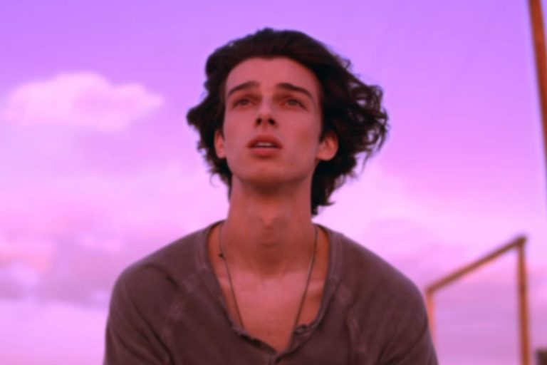 mehro: „the same / Sky On Fire“ hinterlässt einen bleibenden Eindruck ...